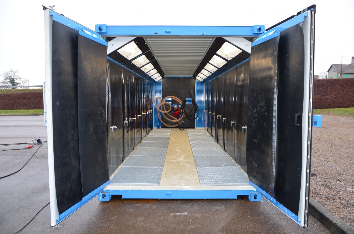 BLASTING CONTAINERS